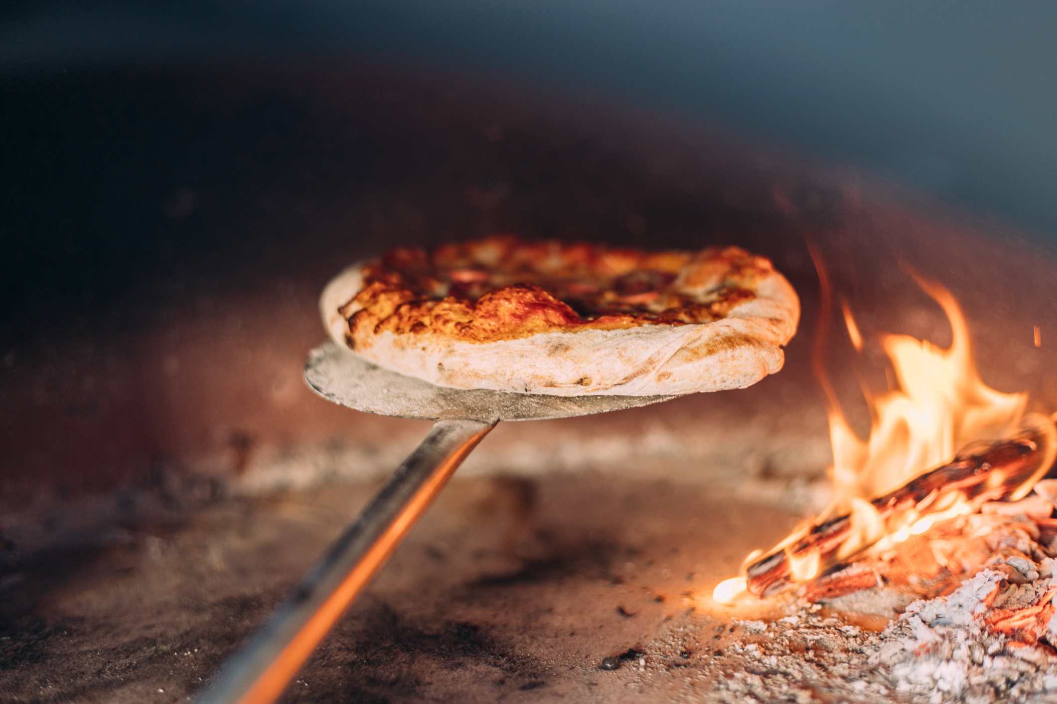 DIY Backyard Pizza Oven: A Step-by-Step Guide - APC Construction
